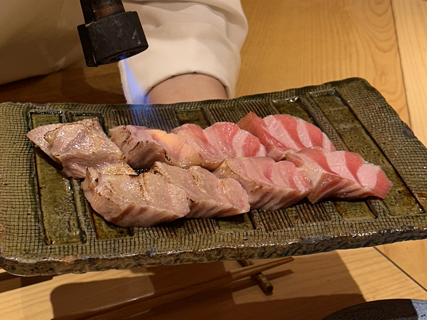 中目黒の“お二階”で、くずしの美学を感じる鮨と美酒 | anatae