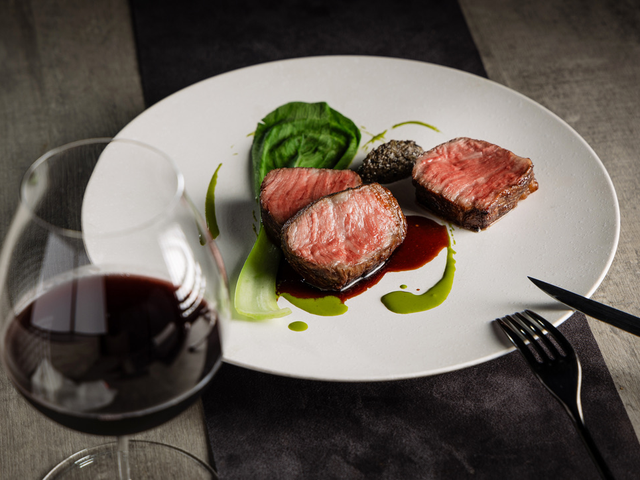 食の聖地・東麻布のTokyoWagyuSteakで、全6幕の和牛フレンチ開幕（1ドリンク付） | anatae
